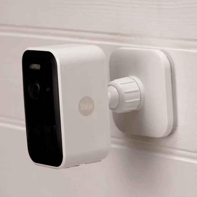 Premiers pas avec la Caméra Extérieure Intelligente | Yale
