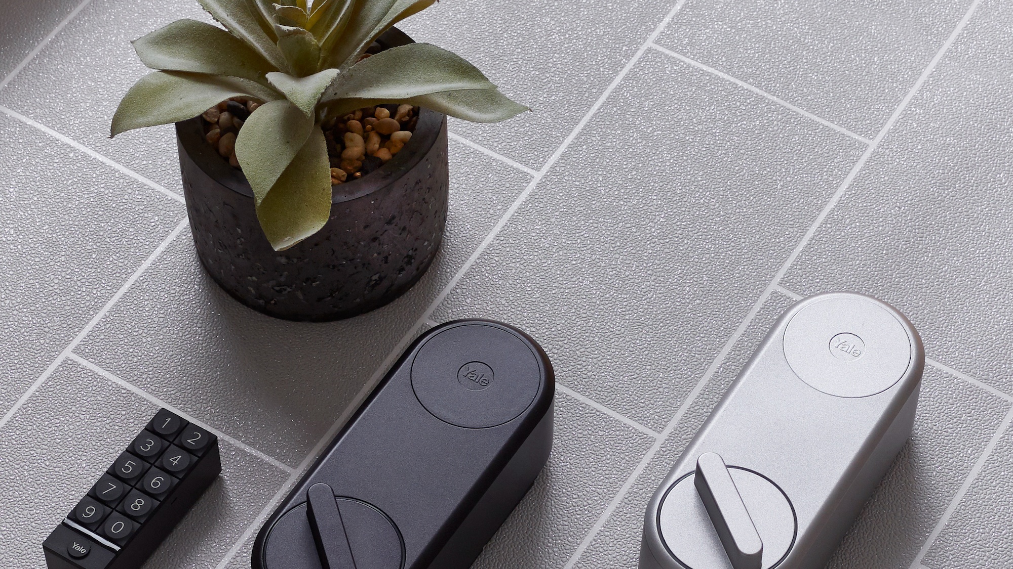Support videos for Yale Linus® Smart Lock | Support | Yale